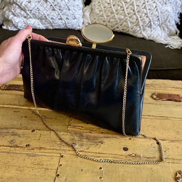 Vintage | Bags | 96s Vintage Mardane Navy 100 Leather Dainty Gold Chain ...
